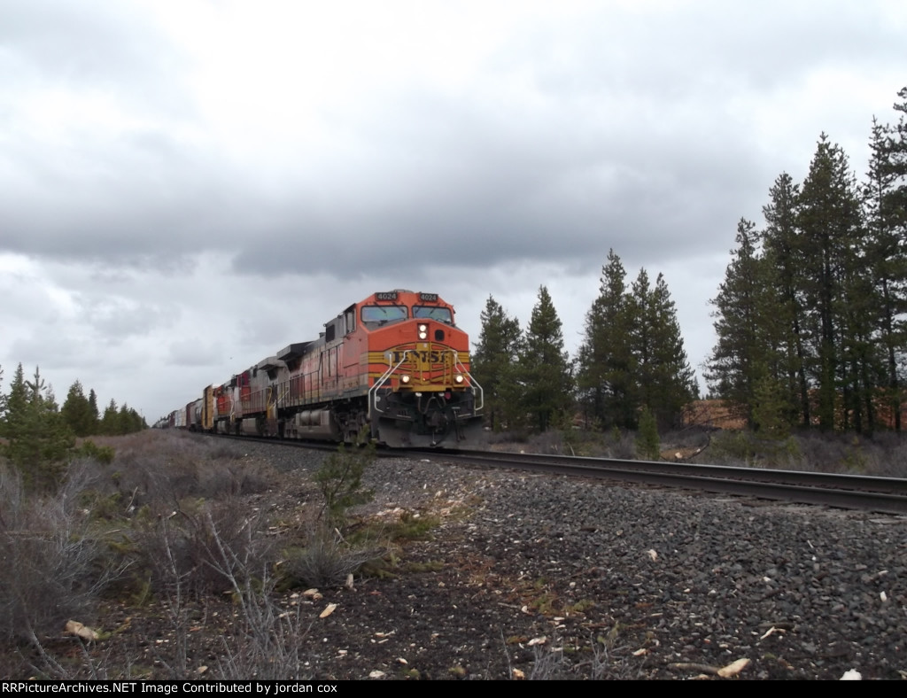 BNSF 4024